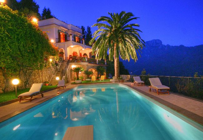 Villa a Ravello Perla del Mare WeekHomes - Villas in Ravello
